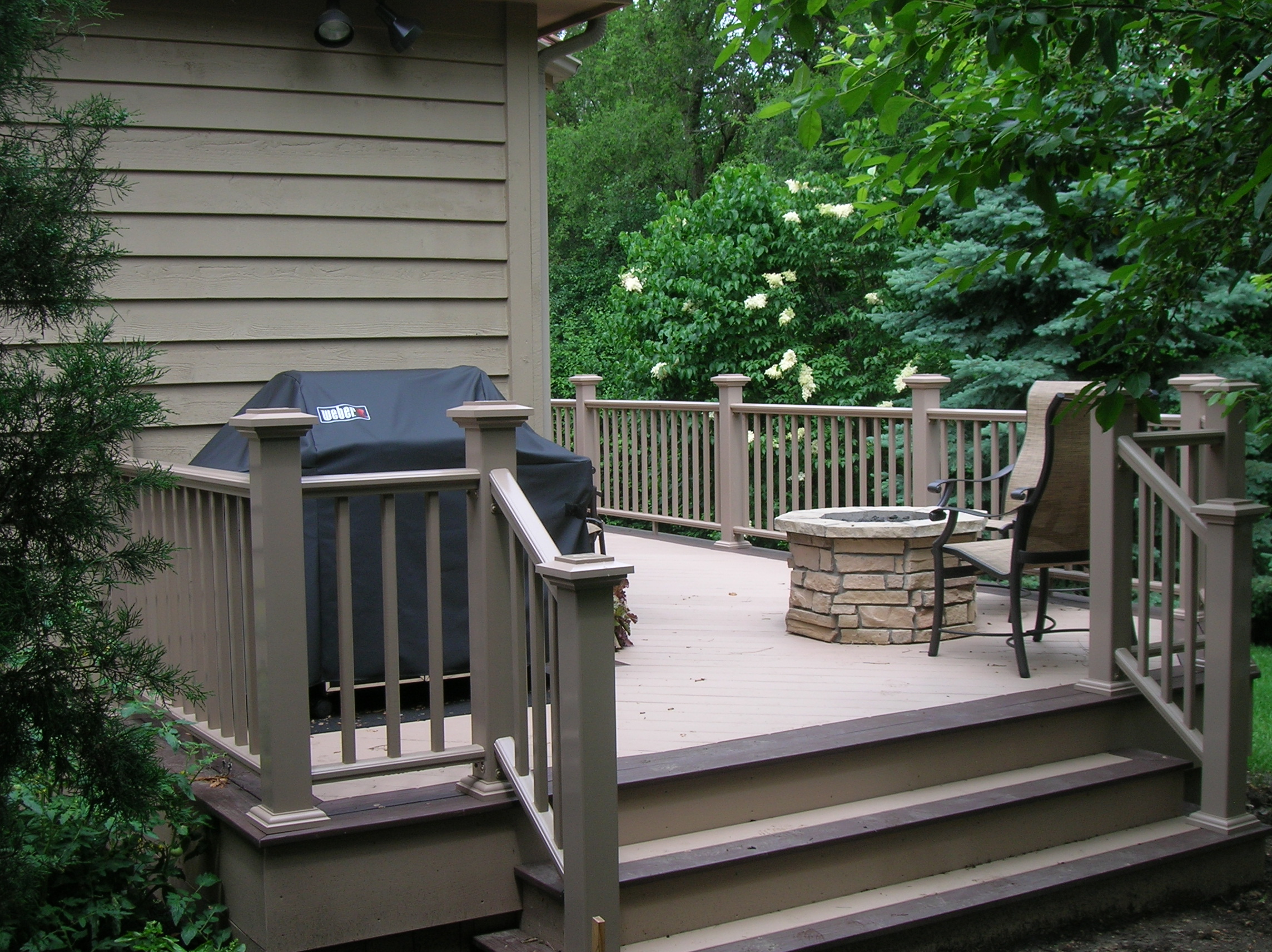 Custom Decks | TimberBuilt Rooms